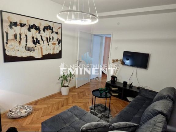 Vračar, Pravni fakultet, Svetozara Markovića, 3.0, 73m2, 1100 EUR