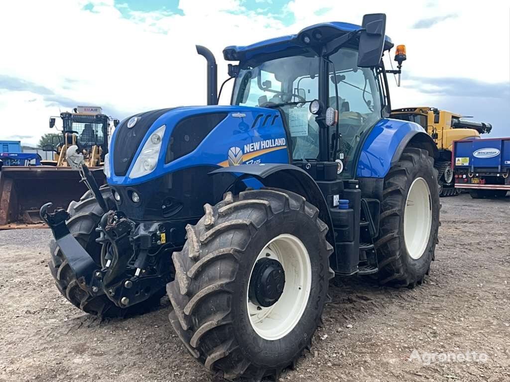 New Holland T7.225 AutoCommand Tractor traktor točkaš