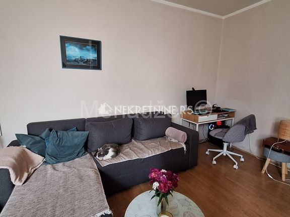 Gundulicev venac, 30m2, renoviran