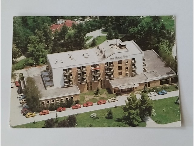 Ivanjica - Inex Hotel Park - Automobili - Čista -