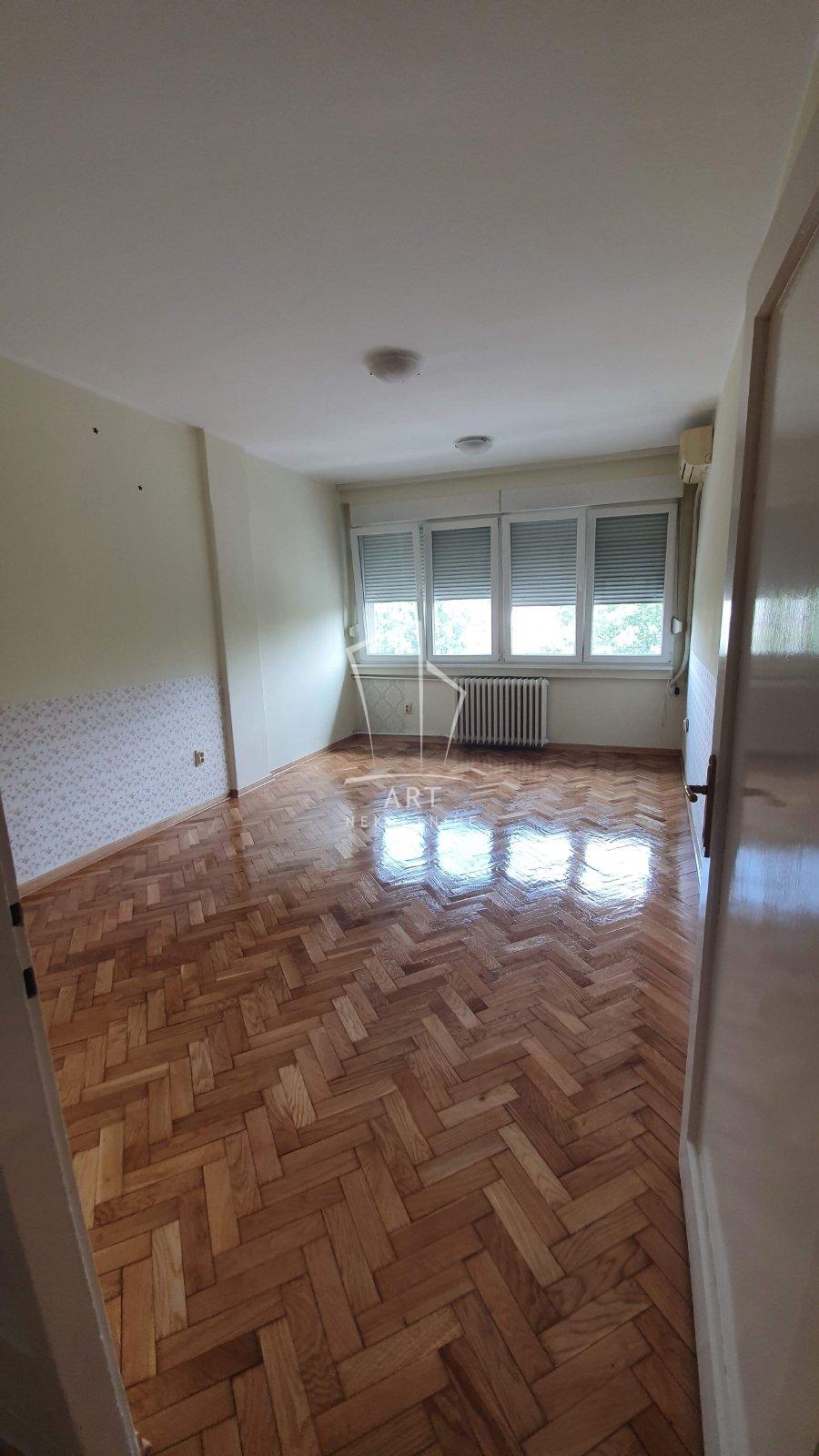 Odličan poslovni prostor, 70m2 ID#8260 1.000 €