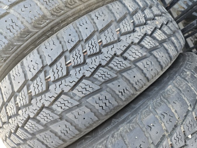 195/70 R15 Kumho Tire