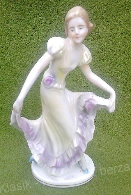 Vintage figura, porcelan, iz 50. god. prošlog veka, #2.