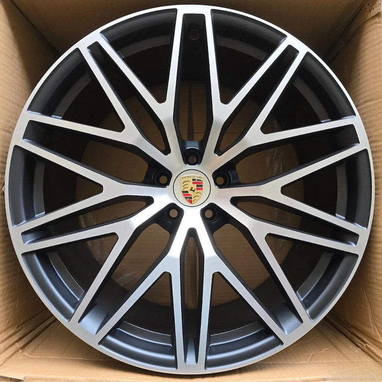 ORIGINAL ALU FELNE ZA PORSCHE
10/9.5J x21 ET19/27 5X112