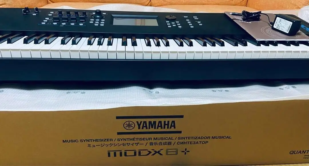 Novi Yamaha MODX8+ 88 tipki sintisajzer, Yamaha MODX7+ 76 tipki, Yamaha Montage 8 88 tipki, Yamaha Montage 7, Yamaha Genos2 XXL 76 tipki, Yamaha Genos XXL 76 tipki, Korg Kronos2 61 tipki, KORG KRO...