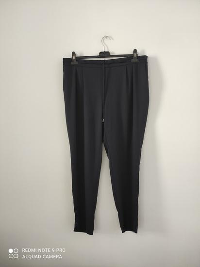 Zara teget pantalone L