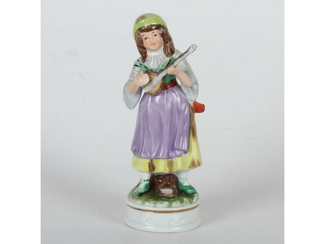 Porcelanska figura Capodimonte- Devojka