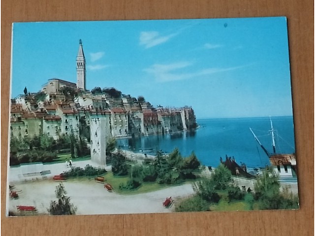 Rovinj - Hrvatska - Zamućena Razglednica - Putovala