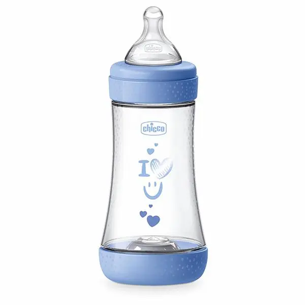 Chicco P5 Plastična flašica za dečake, 240ml, Plava