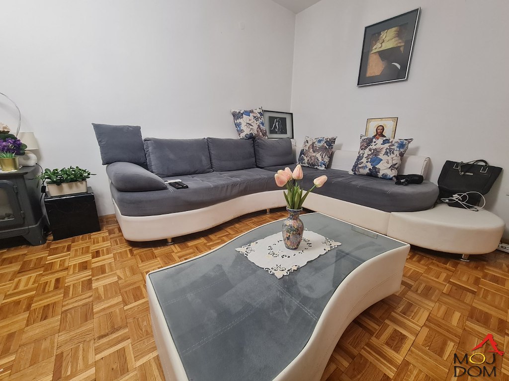 Stan,NOVI SAD,AVIJACIJA,kv: 64, € 148320, ID: 1028637