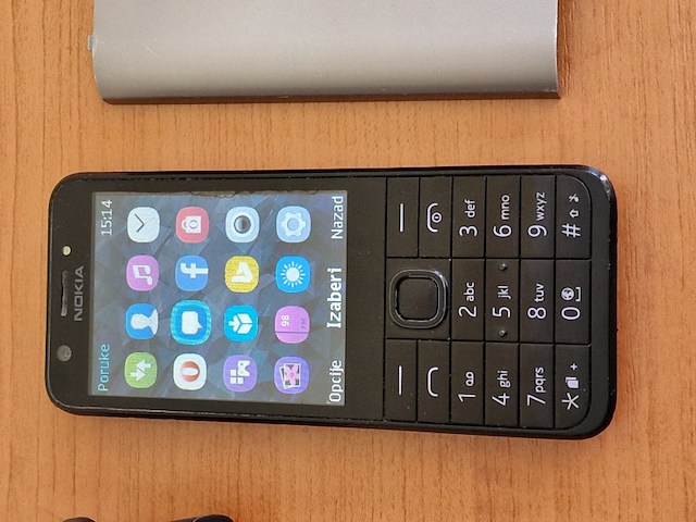 Nokia 230 SM-1172 sa baterijom i punjačem