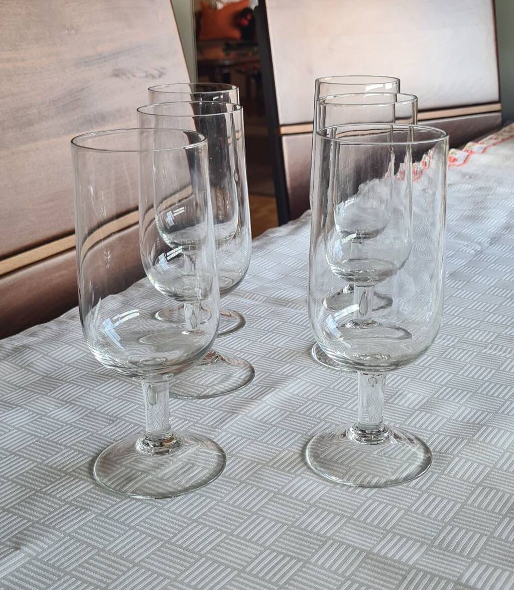 Retro šest čaša, za vino sa stopucom 16 cm, obod širina 5 cm