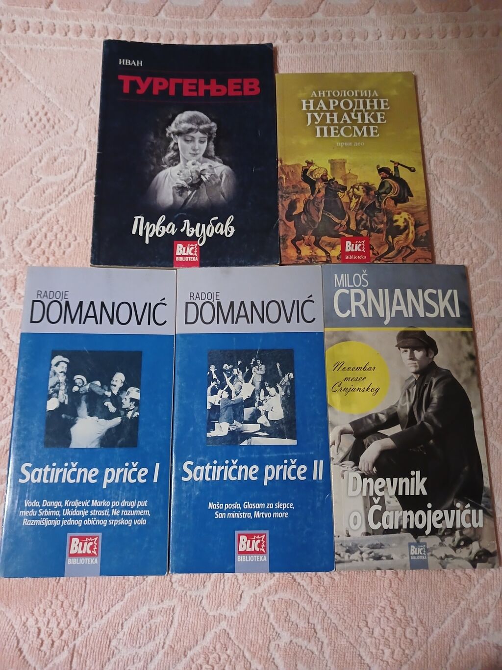 Prodajem 5 knjiga: Radoje Domanović -2 knjige 1.Satirične priče 1 Vođa