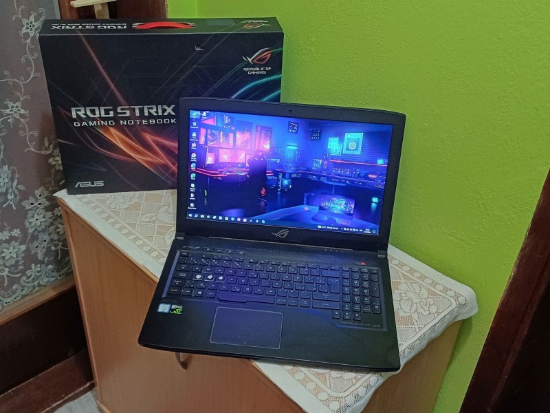 Asus Rog Strix/ i5 7300HQ/M.2 SSD/16 GB DDR4/čitaj opis