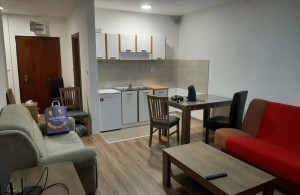 Prodajem Stan-Apartman, Adice