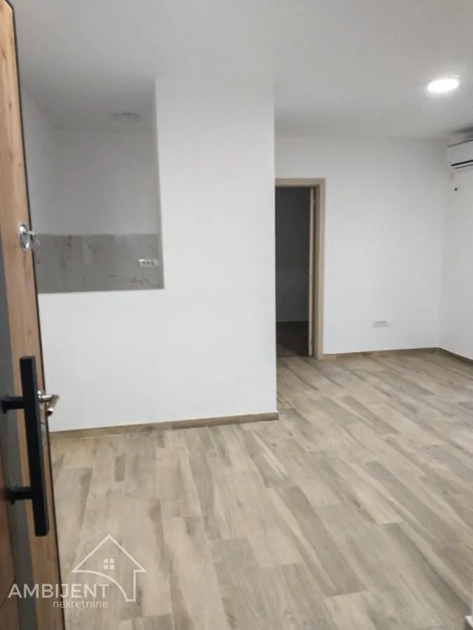 Prodaja, dvosoban stan, 42m2, Bečmen, Surčin, Beograd