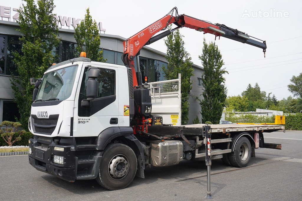 IVECO Stralis 19t 310HP / E6 / Fassi crane / 15 pallets / length 6.2 m kamion platforma