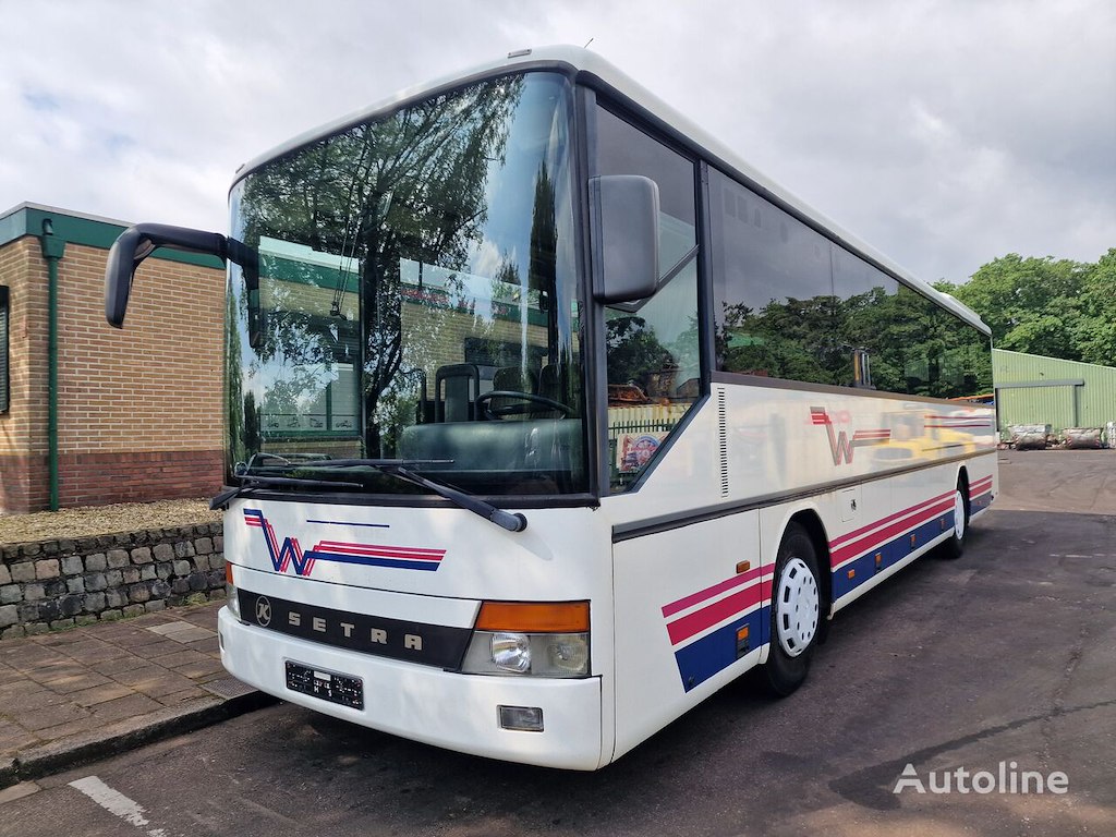 Setra S313 prigradski autobus