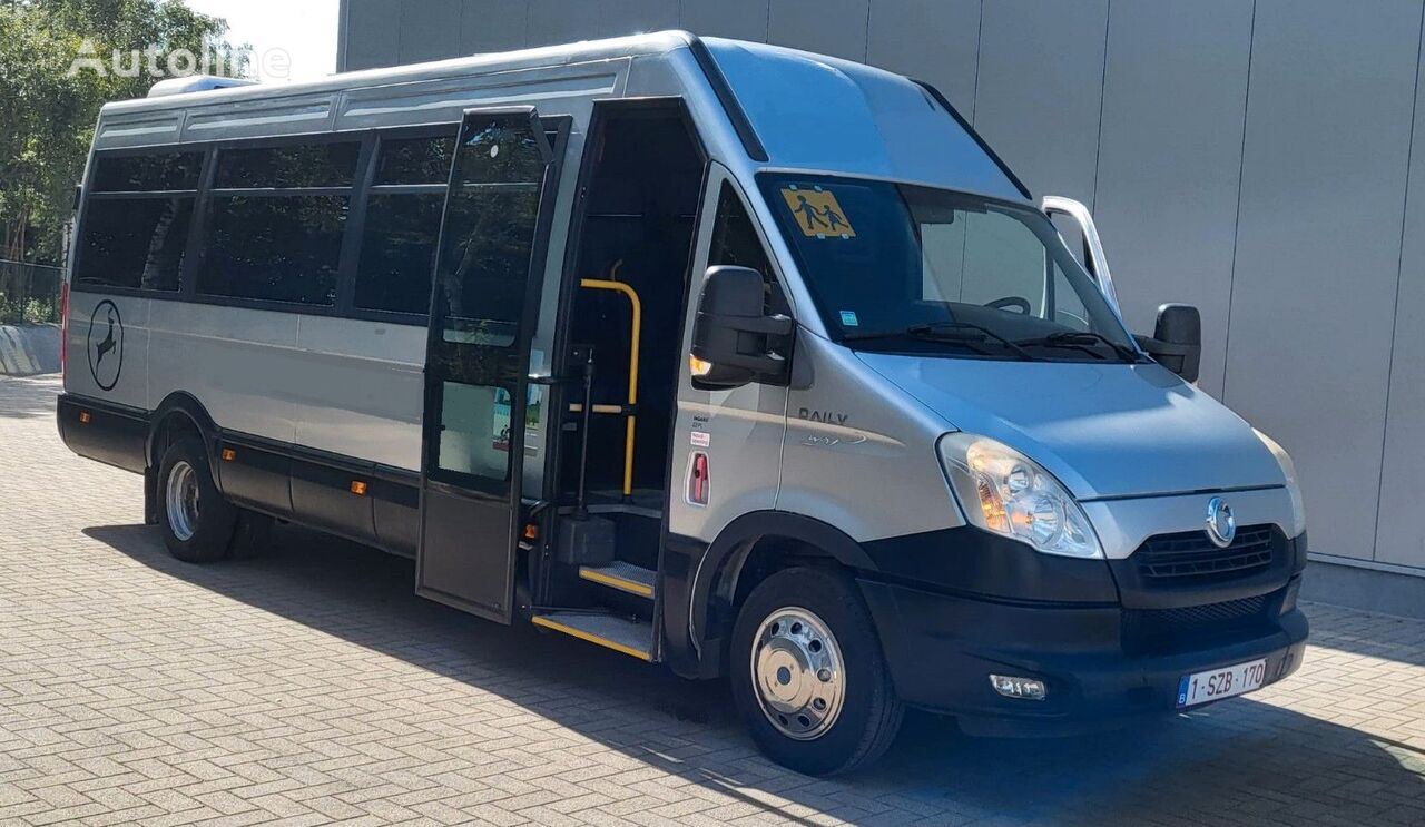 Irisbus IVECO DAILY;KLIMA;Salon putnički minibus