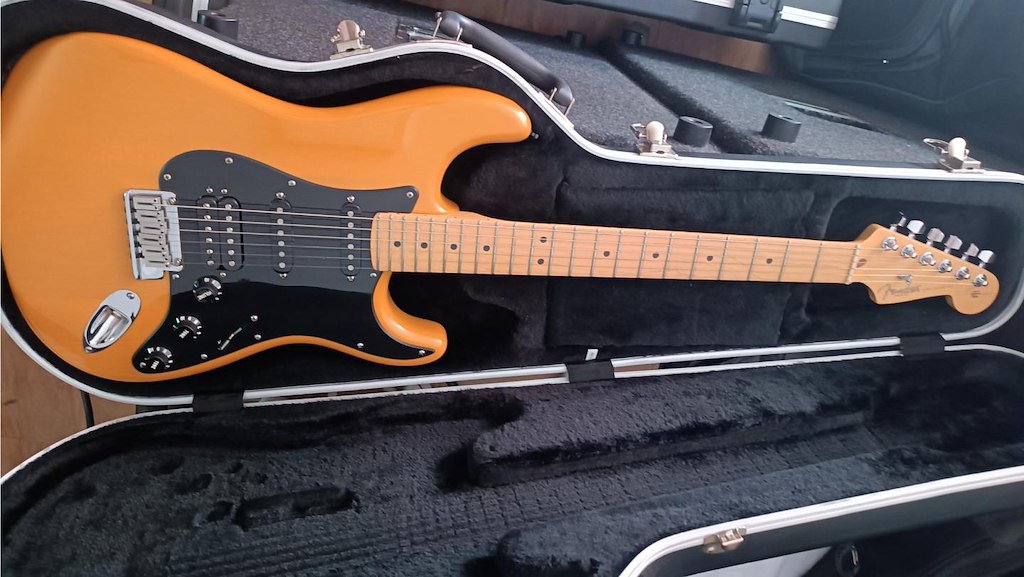 Fender Stratocaster American Standard 2005