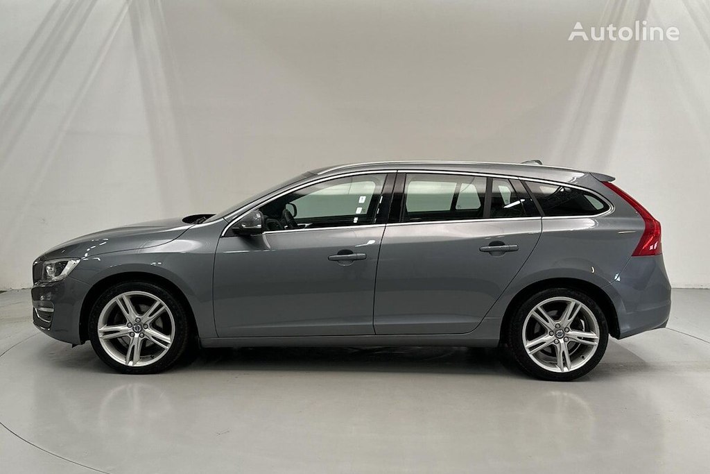 Prodaje se Volvo V60 karavan na aukciji