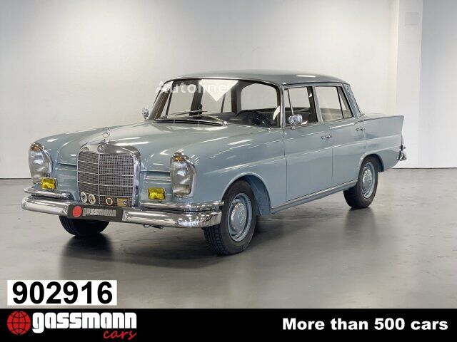 Mercedes-Benz 220 SEB Heckflosse W111 sedan