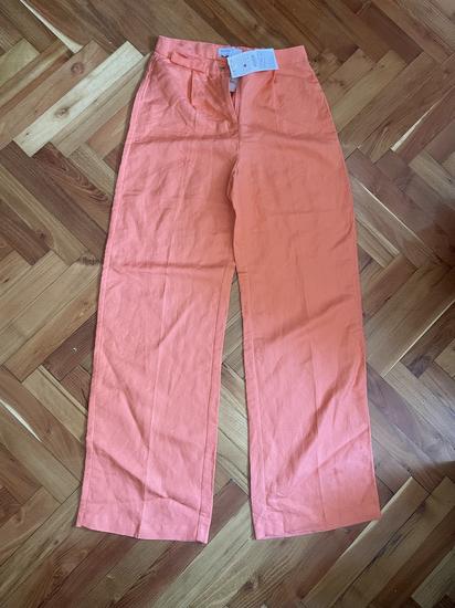 NOVE Bershka narandzaste letnje pantalone