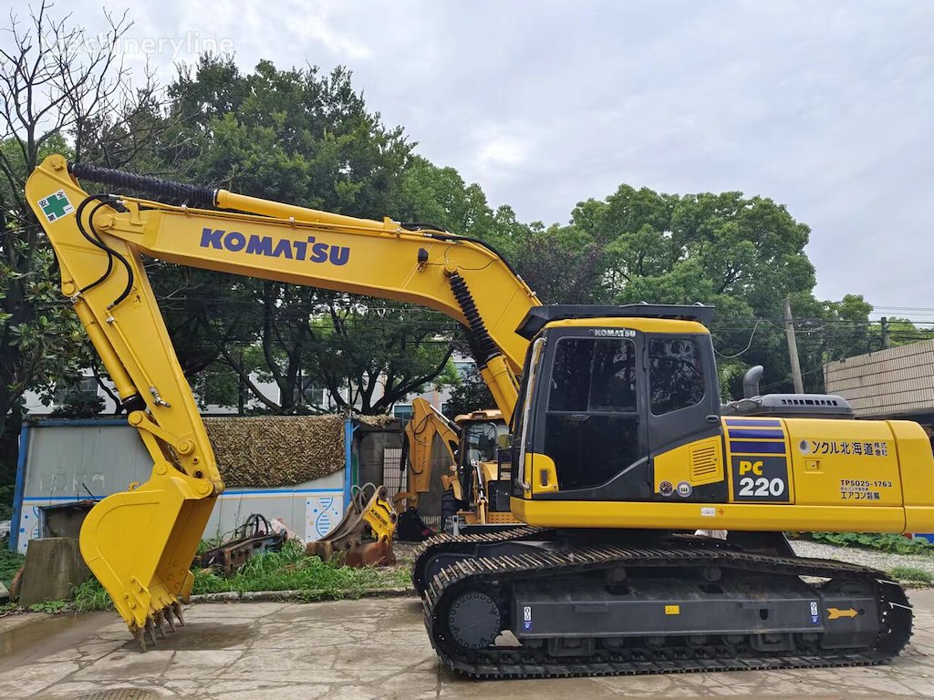 Komatsu PC220-7 bager guseničar