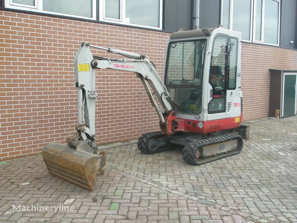 Takeuchi TB016 mini bager