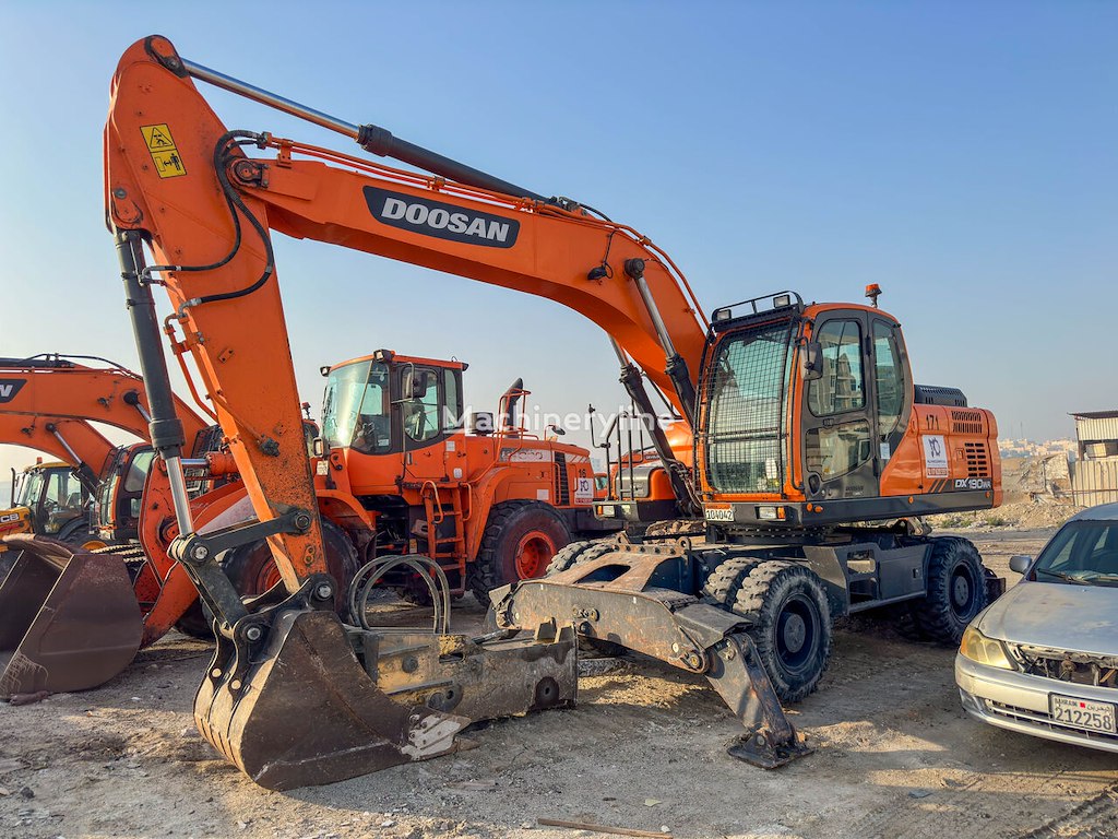 Doosan DX190 bager točkaš