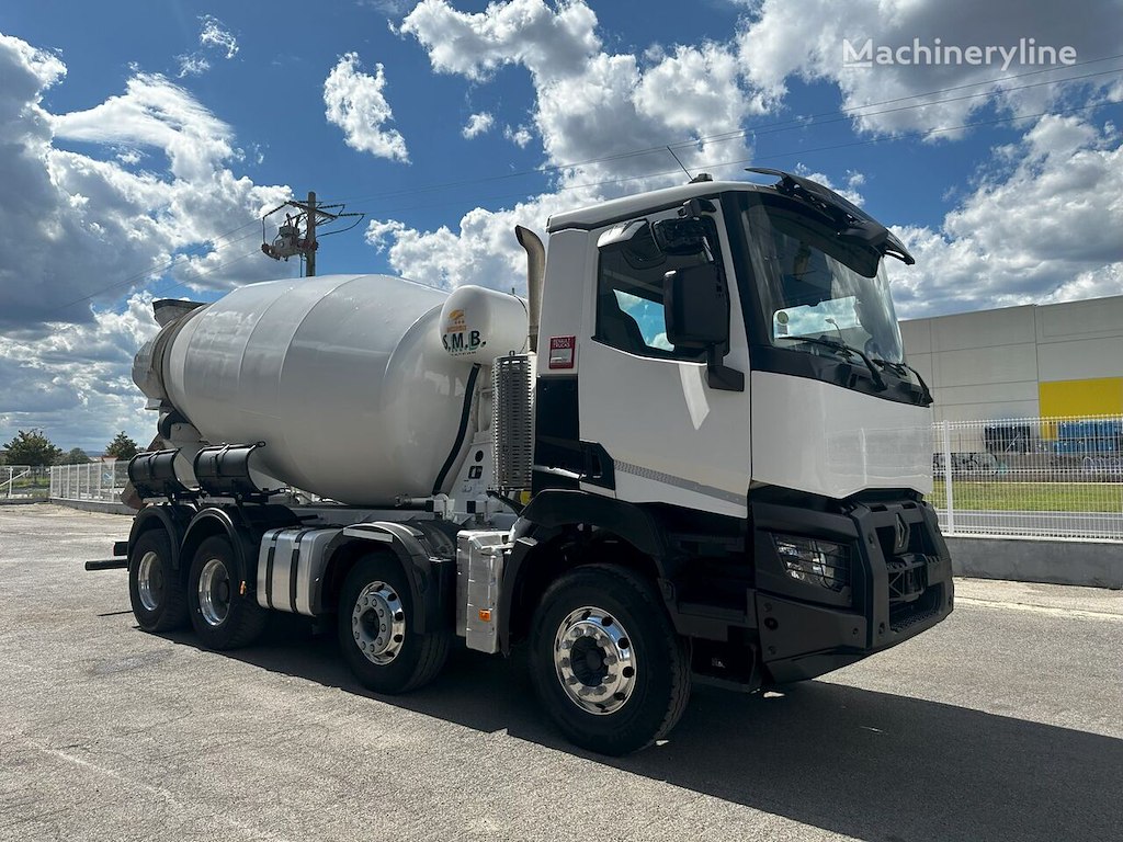 Renault 460 kamion s mešalicom za beton