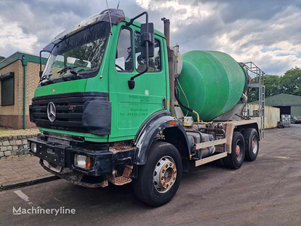 Mercedes-Benz 2527 B 6X4 kamion s mešalicom za beton