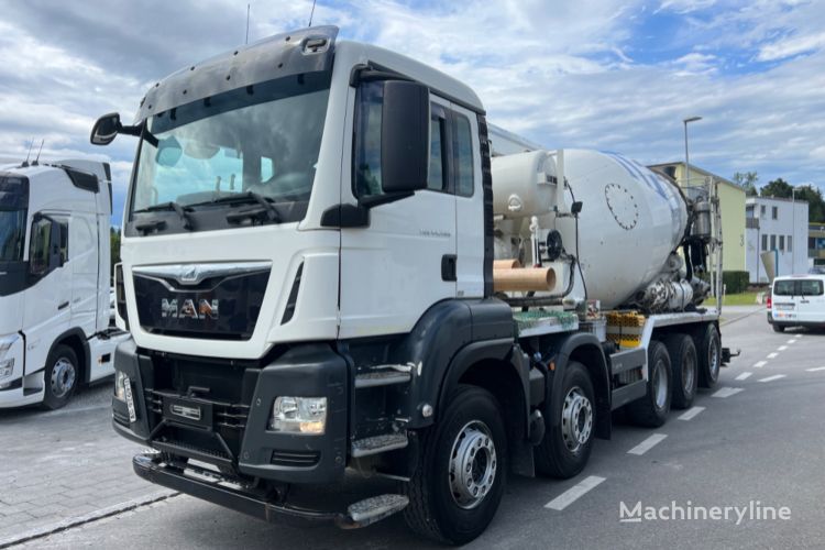 Liebherr na šasiji MAN TGS 35.480 10x4 10m3 Förderband 17M kamion s mešalicom za beton