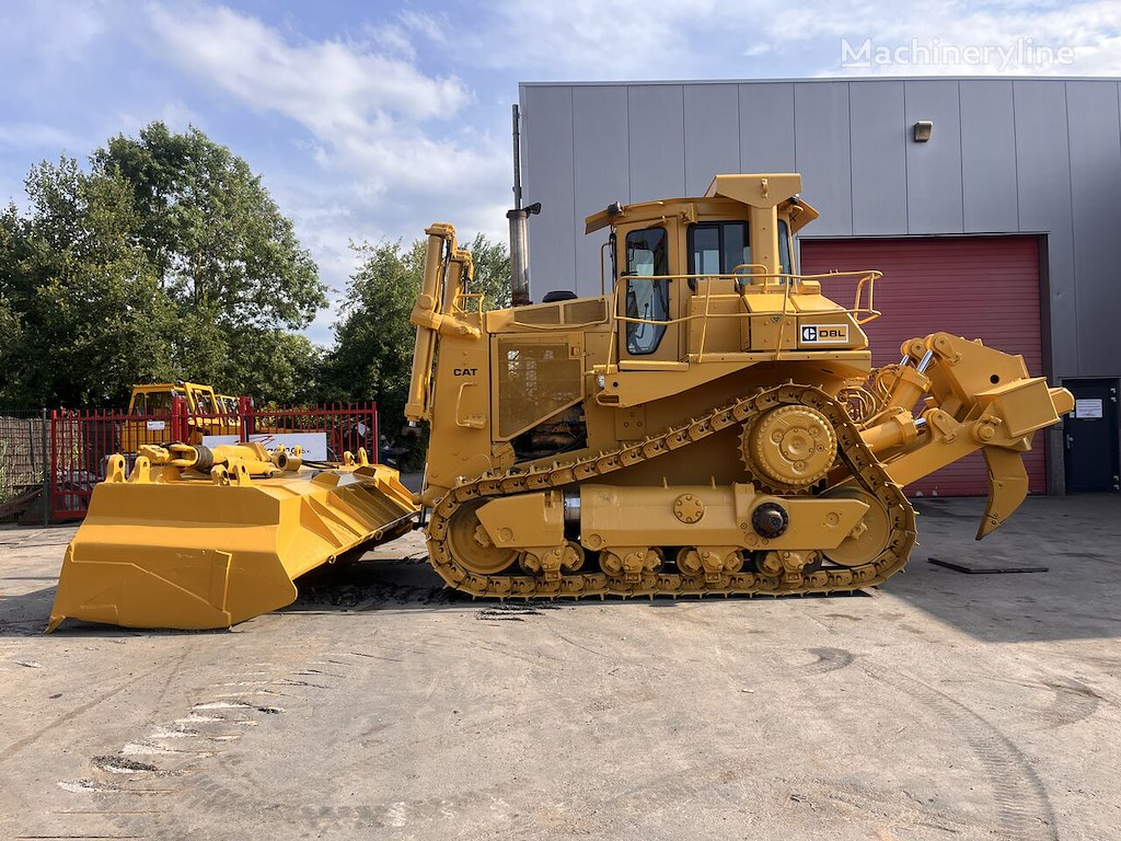 Caterpillar D8L With Ripper buldožer