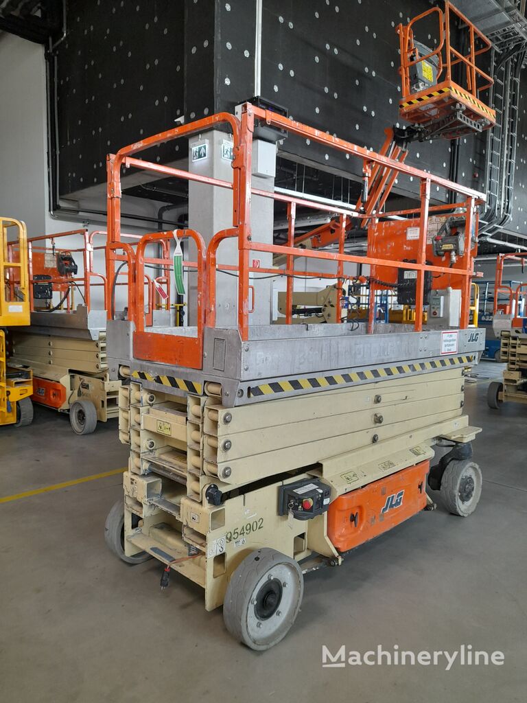 JLG 2646ES makazasta platforma