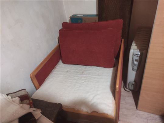 Polovni krevet na prodaju