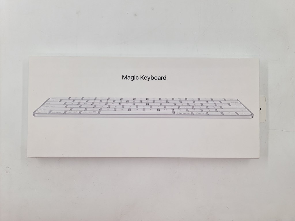 Magic Keyboard A2450 MacOS 11.3 ili noviji/ NOVO