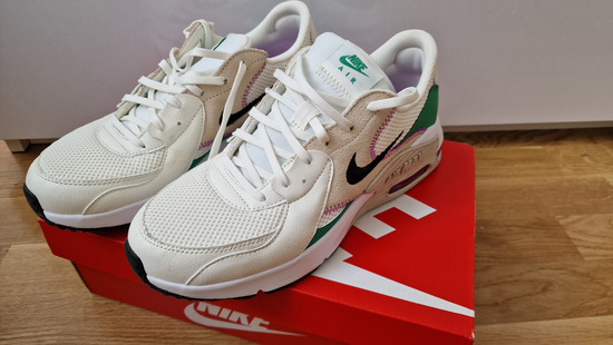 Nike patike air max excee 41 snižene