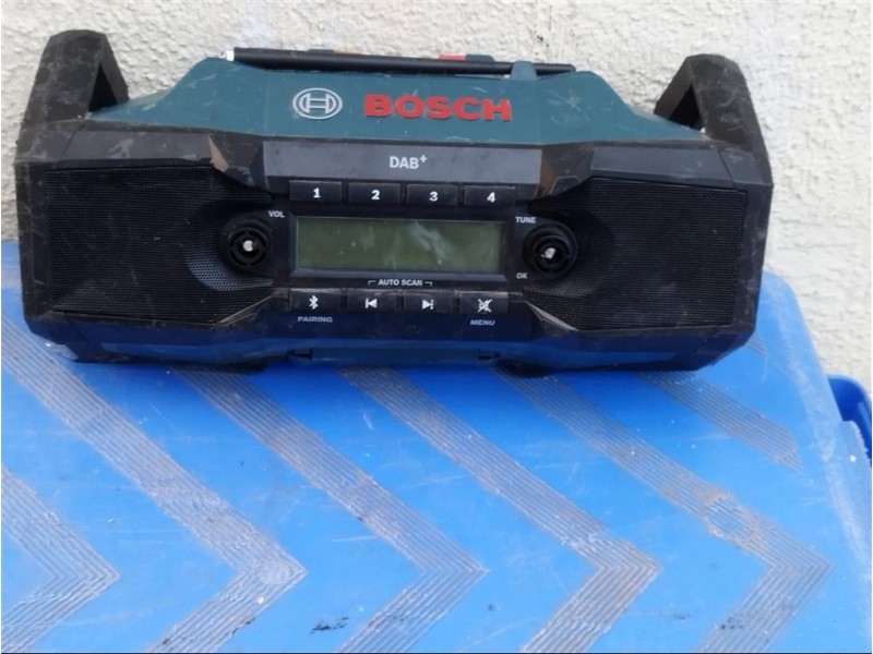 Bosch Professional GPB 18V-2 SC aku radio