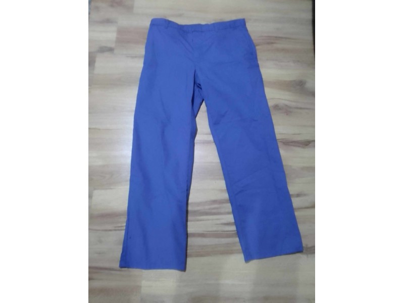 Radne pantalone nove velicina 48