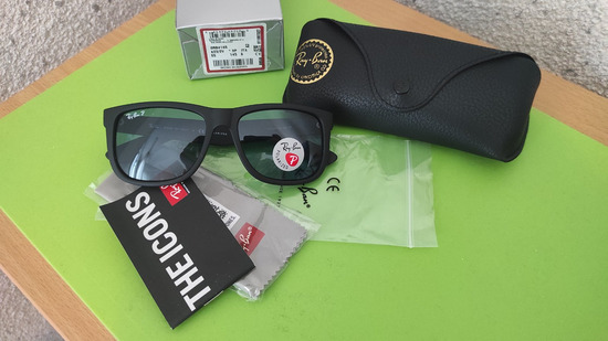 Ray Ban Justin RB4165 model 622/2V Polarized