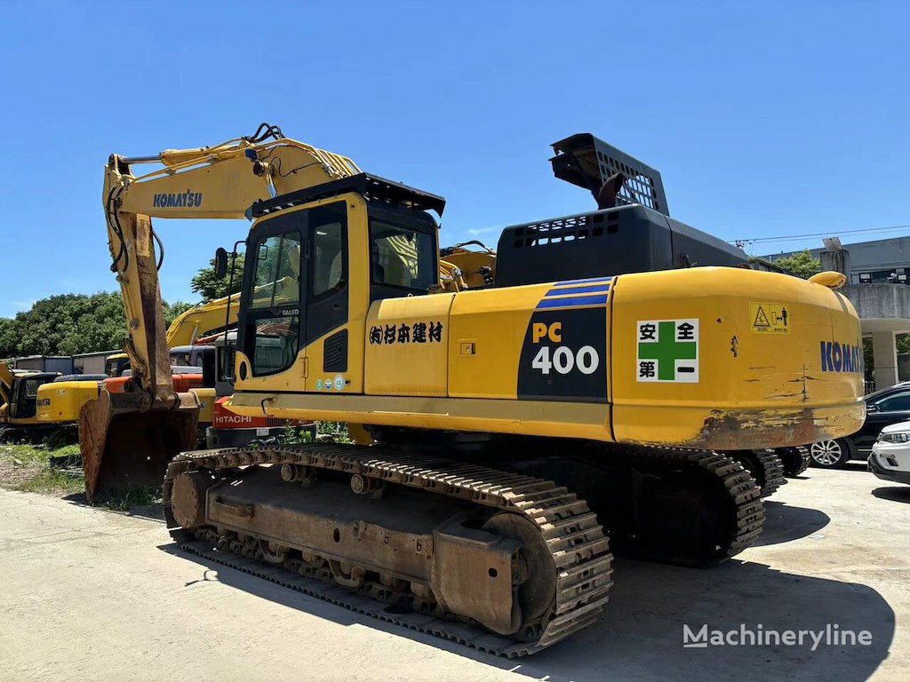 Komatsu PC400-8 bager guseničar