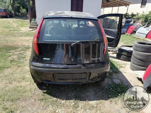 Fiat punto 2 delovi