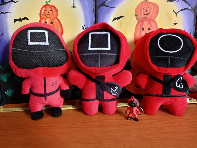 Squid Game Dolls - The Guards Red circle- Skvid Gejm