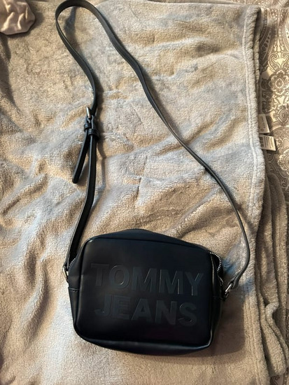 Tommy Hilfiger torba