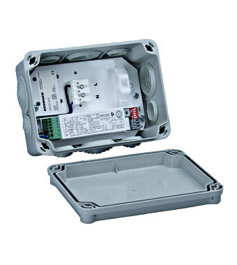 Kutija IP65 sa montažnom pločom + MU06 f. svetiljke 4-200VA
176x125x82 mm (ŠxVxD)