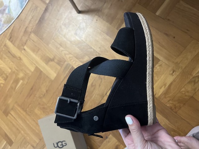 Ugg