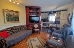 Prodajem Kuću, Vračar, Beograd, €245.000