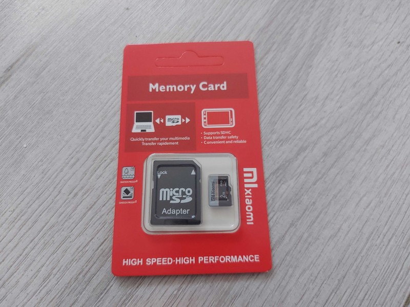 Xiaomi 2TB Micro SD + Adapter - NOVO