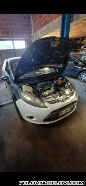 Ford Fiesta Motor I Delovi Motora